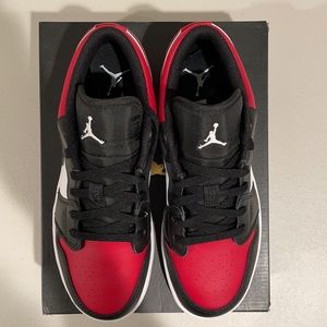 Jordan | Shoes | Jordan Low Bred Toe | Poshmark